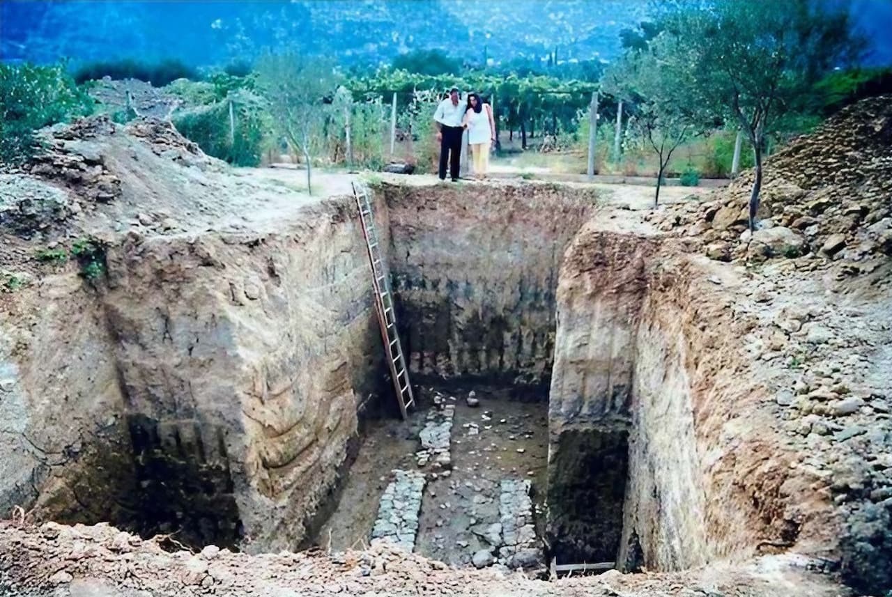 Helike, the Greek City That Rose Again and Again for 3,000 Years by ...