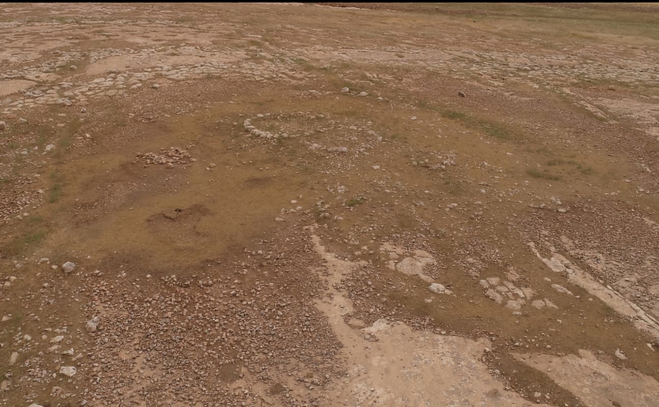 A 10,000-Year-Old Settlement Discovered in Türkiye Could Rewrite the ...