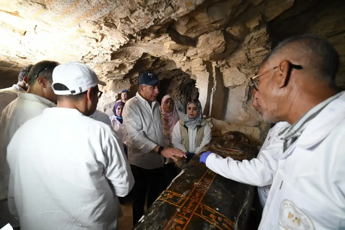 Tomb of the Purification Priest of the Temple of Amun and 10 Other ...