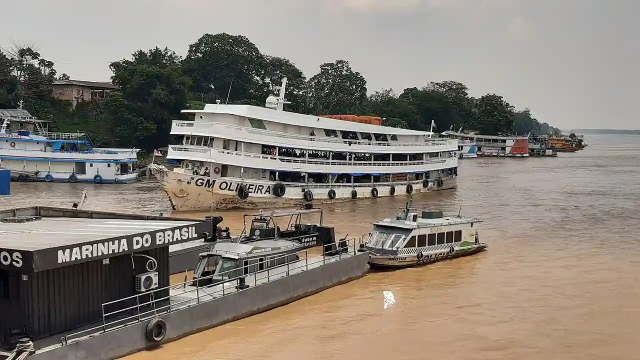 No bridge crosses the Amazon, the longest river in the world: how is it ...