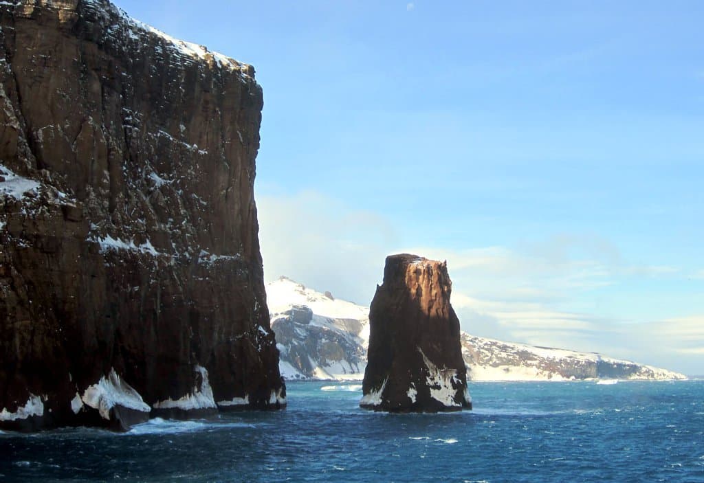 Deception Island, the place where you can swim in an active volcano